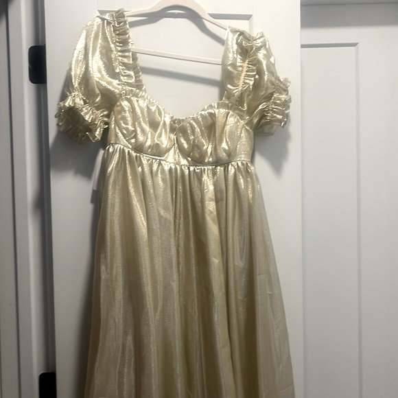 Selkie | Dresses | Nwt Selkie Seashell Gown In Gold | Poshmark